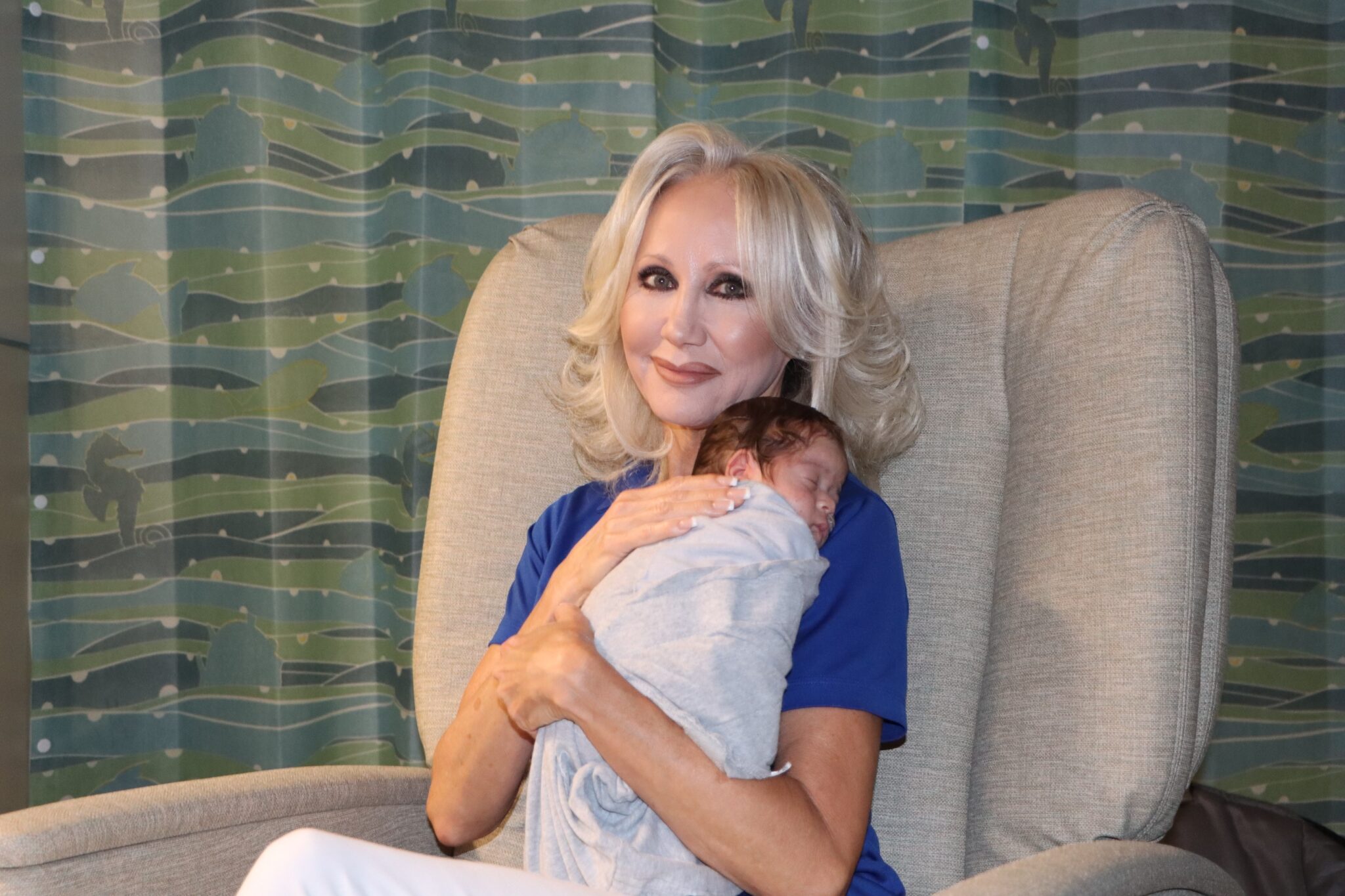 Philanthropist Davis Donates New Furniture To Infant Intensive Care ...